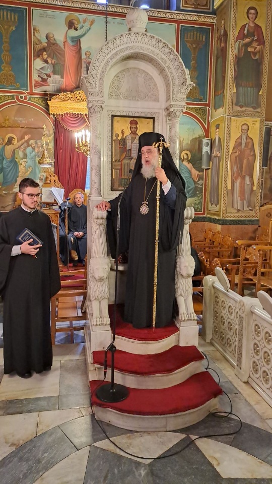 Αρχιερατική Θεία Λειτουργία και Κτητορικά Μνημόσυνα στον Ιερό ...